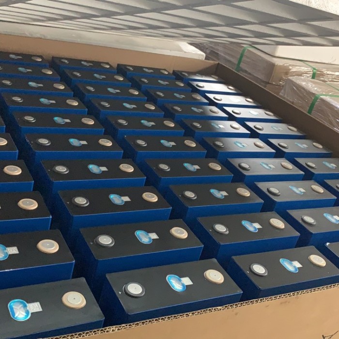 LiFePO4 Batteries USA Stock | Brands & Sizes for All Needs