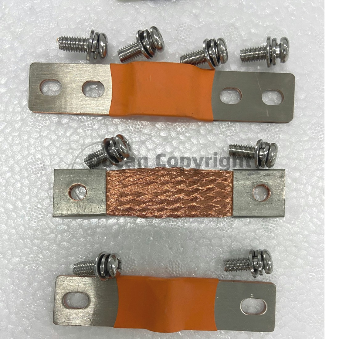 Flexible Bubsar for LiFePO4 Cells – M6 Gold Busbar